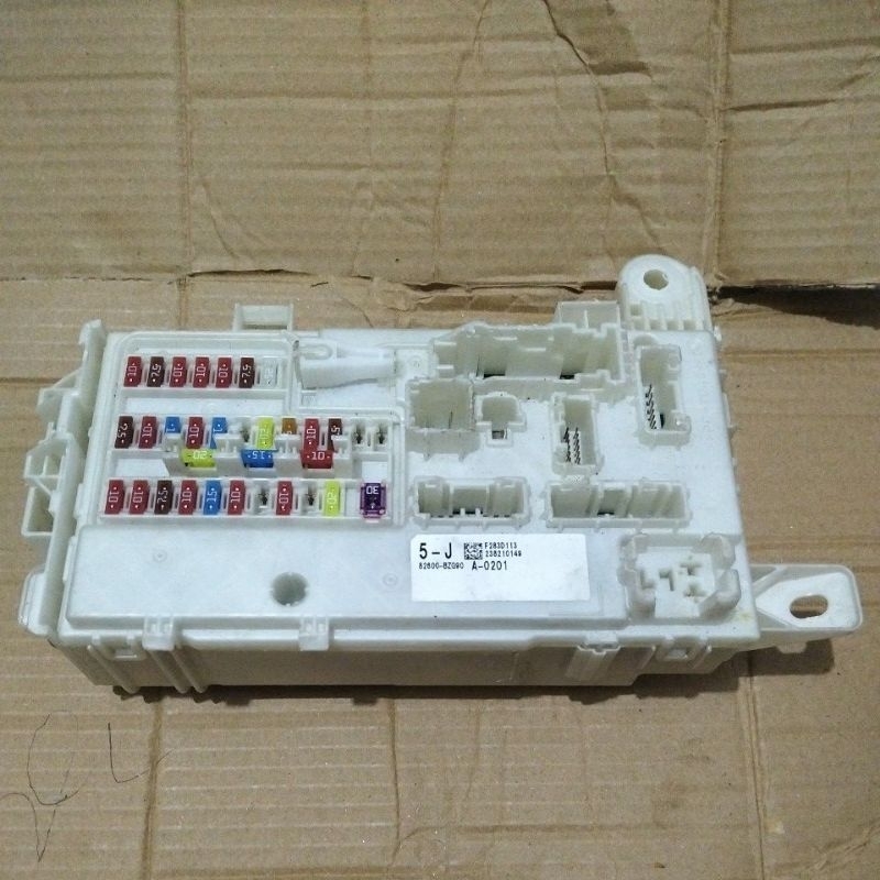 Jual Fuse box skring atw box skring all New Avanza THN 2022 Original ...