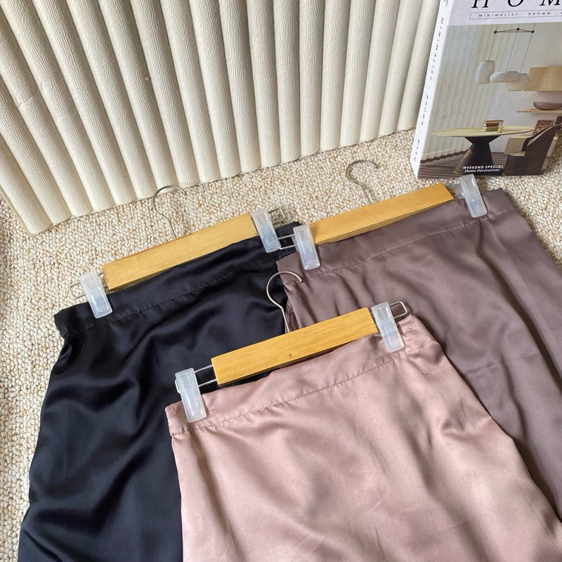 Jual Rok A Line / Basic Skirt / Rok Polos Exclusive / Rok Formal Look ...