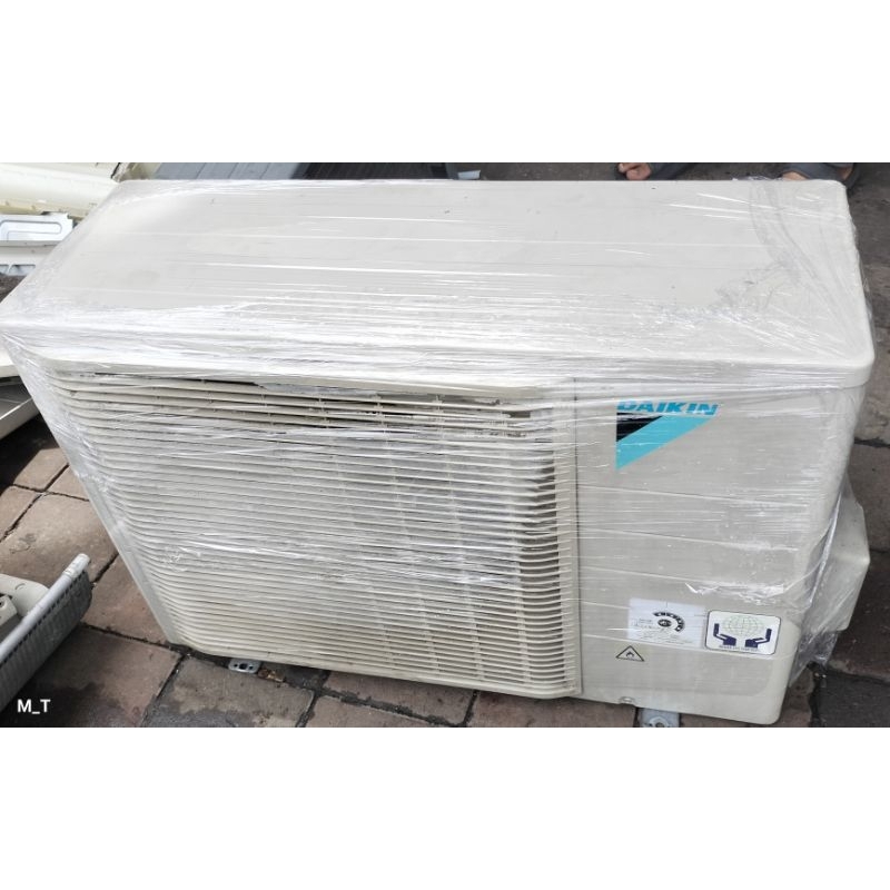 Jual Outdoor unit only Daikin 2pk second | Shopee Indonesia