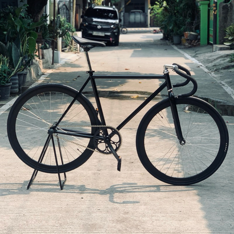 Jual Fixie Fullbike Classic 700c x 28c New Doltrap | Shopee Indonesia