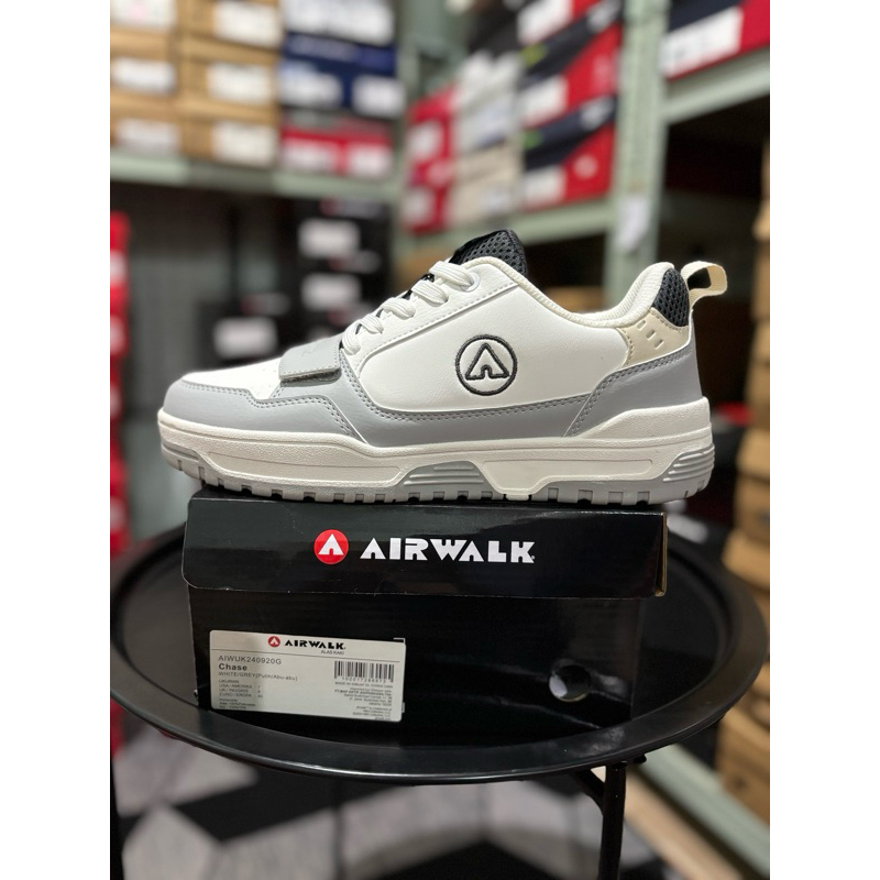 Jual Sepatu airwalk chase white grey | Shopee Indonesia