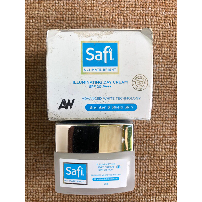 Jual Safi Ultimatr Bright illuminating day cream spf 20 pa++ advanced white technology 25g 07/ ...