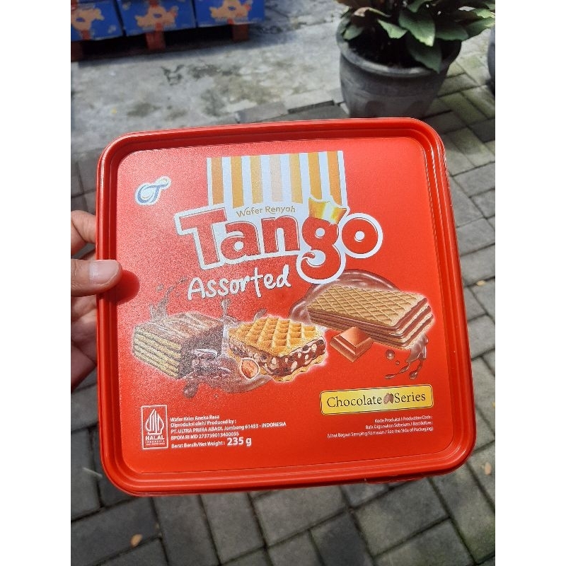 Jual TANGO ASSORTED Chocolate Series Kemasan 235 g | Shopee Indonesia