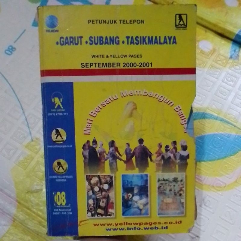 Jual Buku Petunjuk Telepon White & Yellow Pages Garut-Subang ...