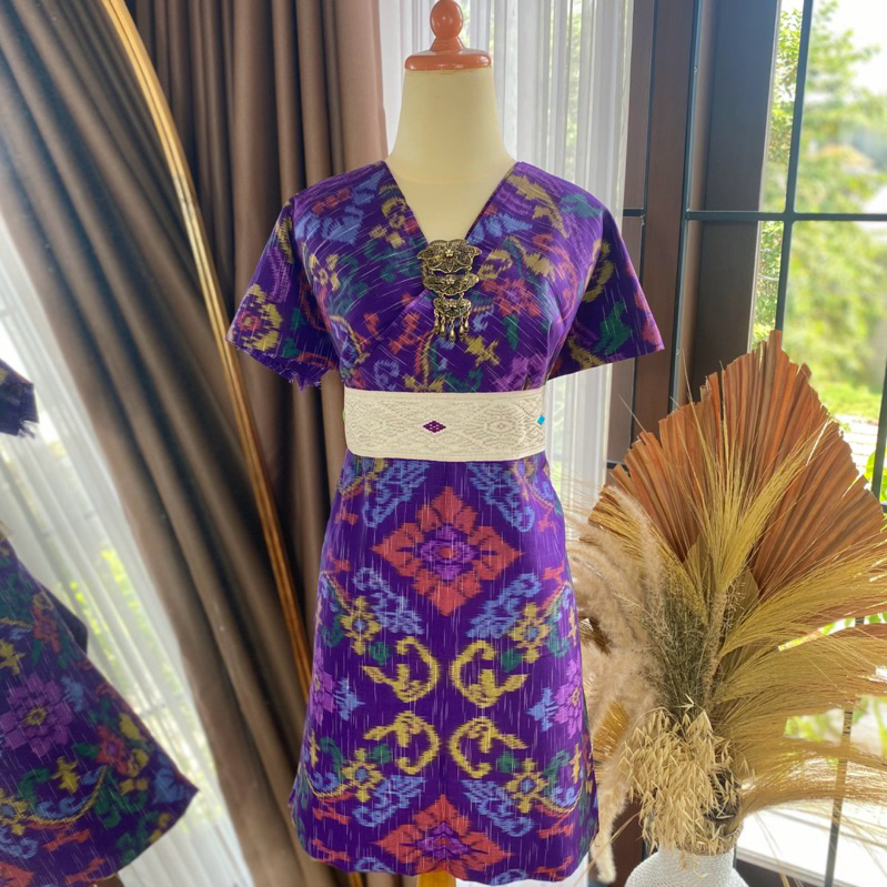 Jual KAIN TENUN ENDEK KHAS BALI MOTIF DOUBLE IKAT PATRA UNGU GRINGSING ...