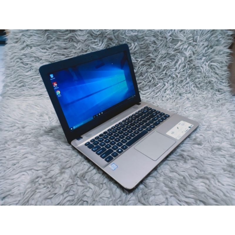 Jual Laptop Asus X441U core i3-7020U Ram 8GB ssd 256GB plus hdd 500GB ...