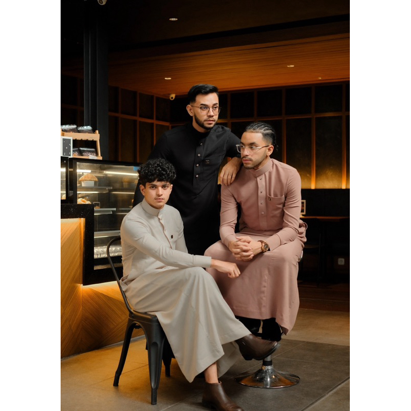 Jual [ORIGINAL & MURAH] JUBAH ZAAFER BASIC BLACK EXCLUSIVE ORIGINALA ...