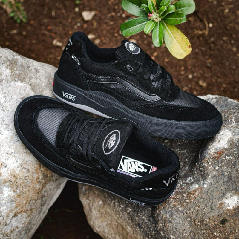 Jual Vans Skateboarding Pro Wayvee Black Black | Shopee Indonesia