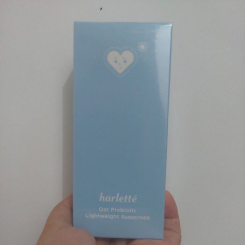 Jual Harlette oat probiotic lightweight sunscreen | Shopee Indonesia