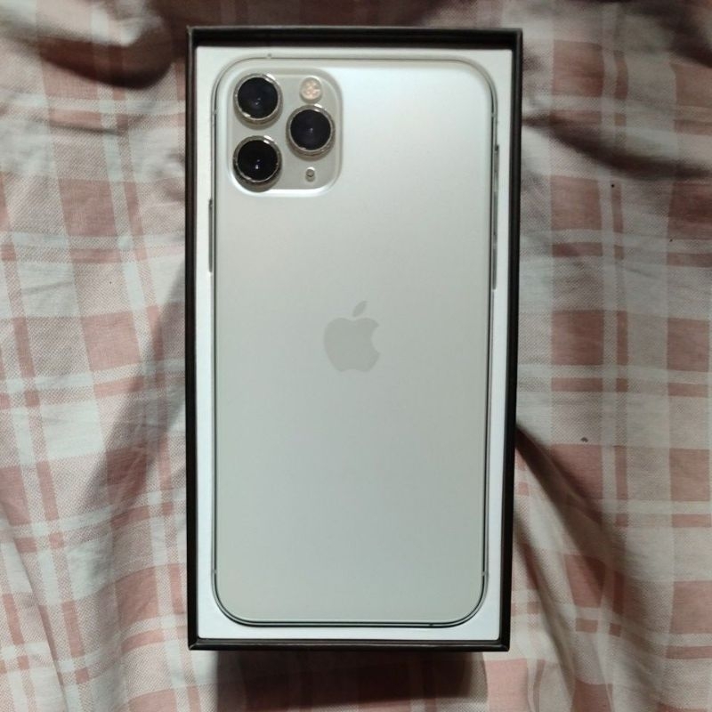 Jual iPhone 11 pro 256 GB silver beacukai | Shopee Indonesia