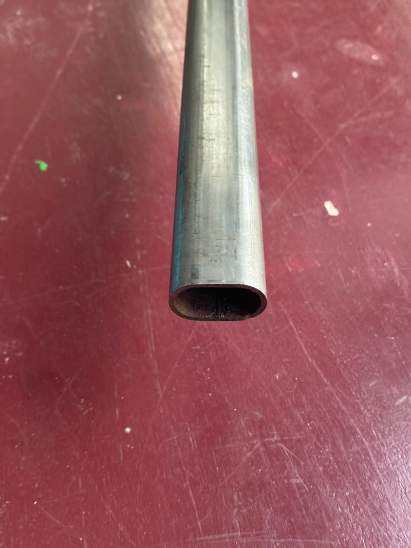 Jual Pipa Besi Oval 16 mm x 26 mm Tebal 1,5 mm Panjang 50 cm / 100 cm ...