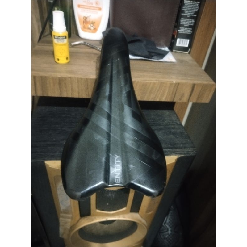 Jual Sadel Entity Extent Minet Lecet karet Pinggir Mengelupas | Shopee ...