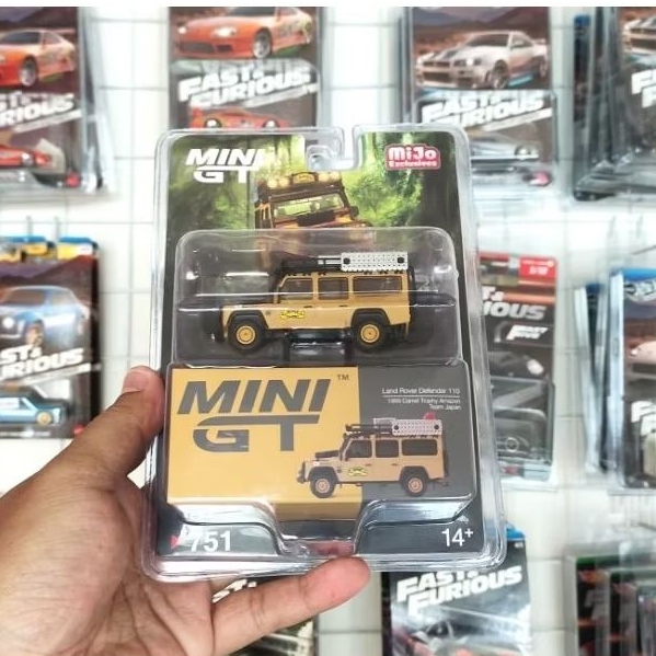 Jual MINI GT LAND ROVER DEFENDER 110 CAMEL MIJO EXCLUSIVE | Shopee ...