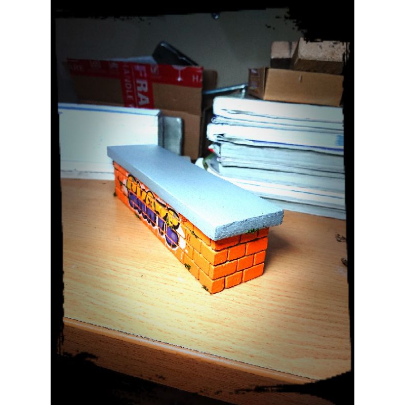 Jual Fingerboard Obstacle Brick Ledge + custom Graffiti | Shopee Indonesia