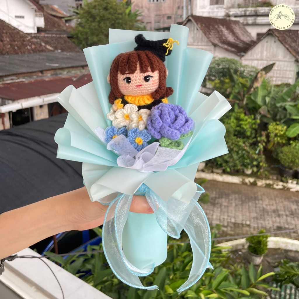 Jual Buket Bunga Graduation (Girl) Rajut Bouquet with FMN Flowers ...