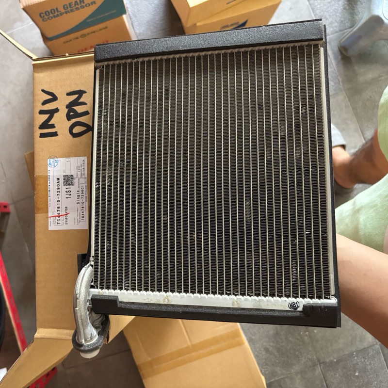 Jual Coil Evaporator Innova depan/Fortuner/Hilux/Hiace/Altis 08 Denso ...