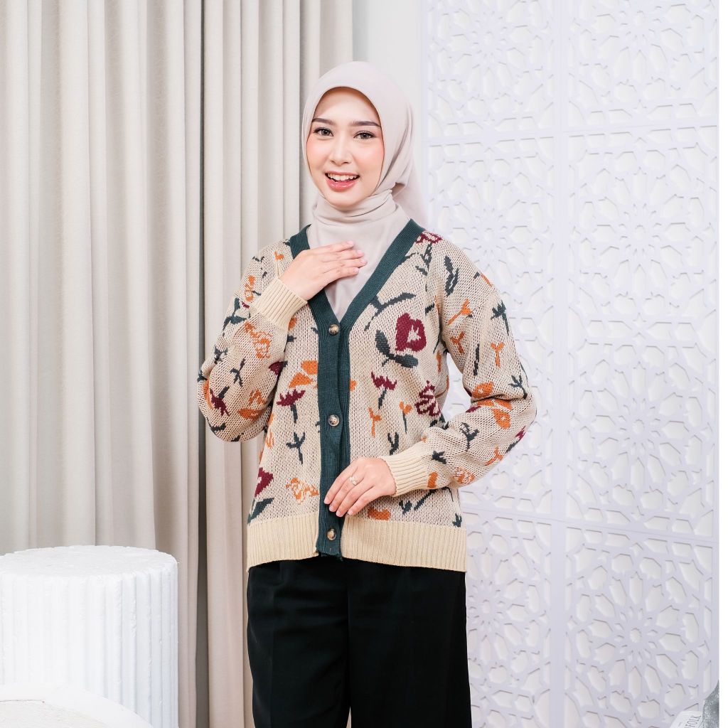 Jual Nasyasha - Arumi Flower Cardy - Cardigan Rajut Wanita Motif Bunga Korean Style | Shopee ...