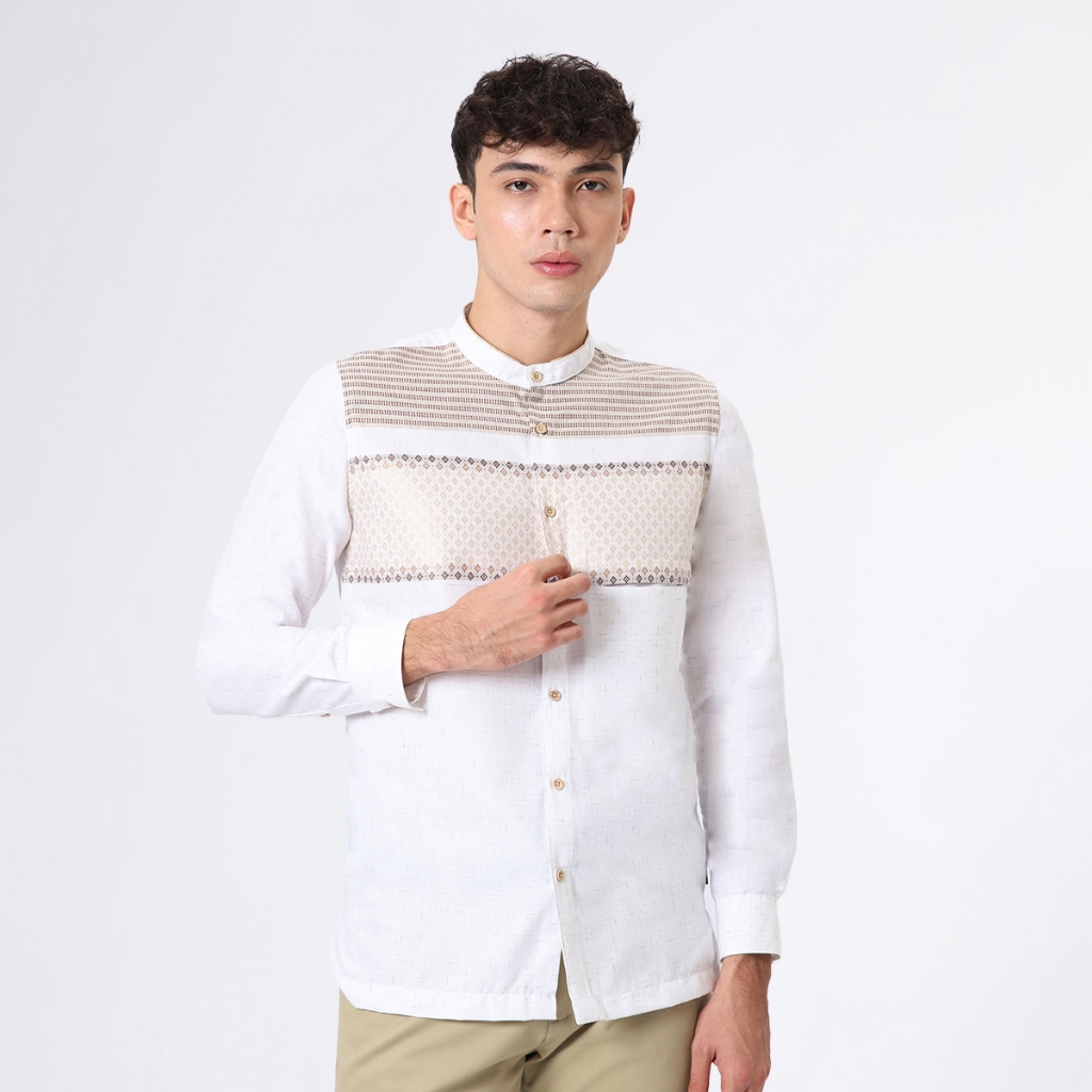 Jual EDWIN JEANS - ABBAS WHITE Kemeja Koko Lengan Panjang Pria Baju ...