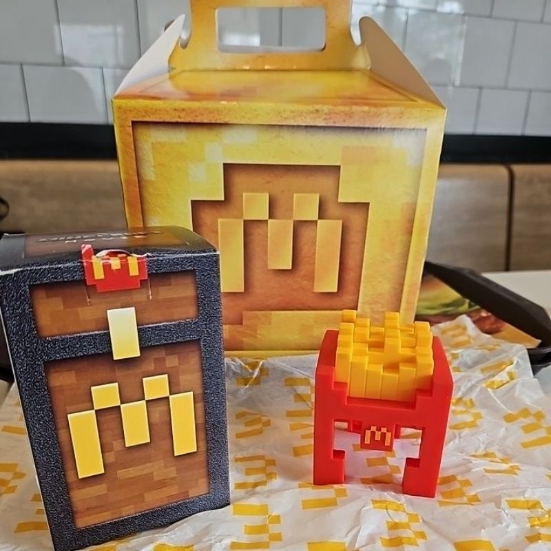 Jual Fry Helmet Mcdonald's Minecraft movie meal | Shopee Indonesia