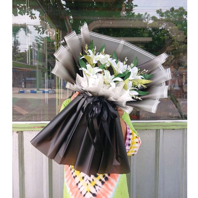 Jual BUKET BUNGA ARTIFICIAL HITAM BUKET WISUDA BUKET ULTAH BUKET ...