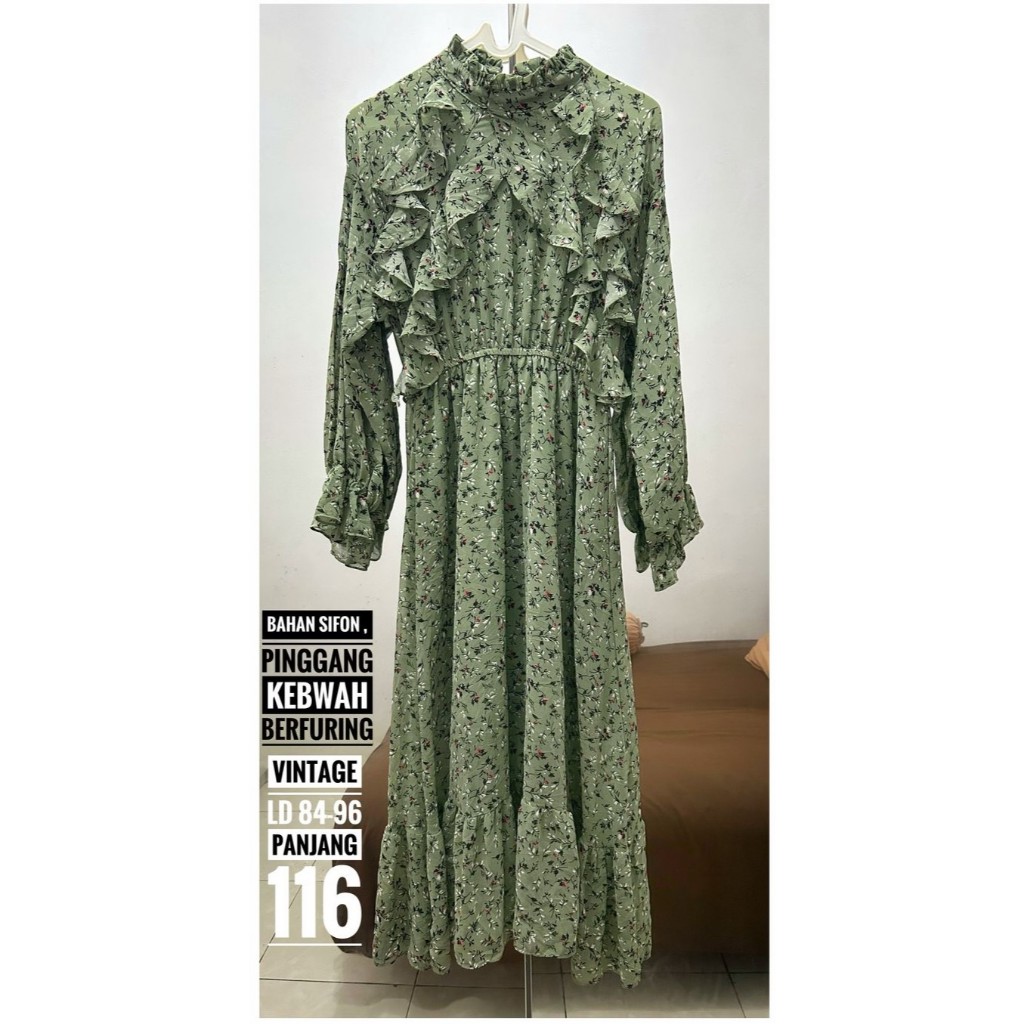 Jual Dress ruffle dada turtle neck bahan sifon hijau motif cantik midi ...