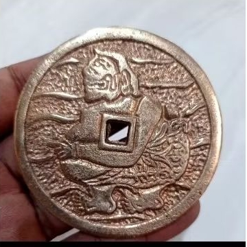 Jual barang koleksi unik koin semar kuningan besar | Shopee Indonesia