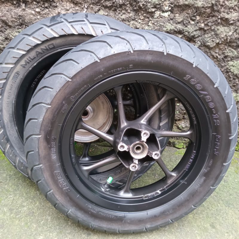 Jual Velg scopy ring 12 donat + ban original copotan | Shopee Indonesia