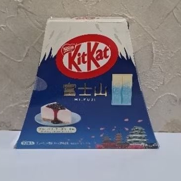 Jual KIT KAT BLUEBERRY CHEESE CAKE KITKAT FLAVOUR | Shopee Indonesia