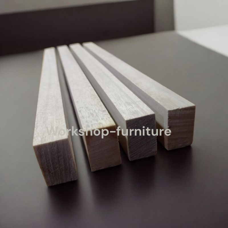 Jual Reng kayu 2cmx3cm panjang1meter satu ikat isi 10 | Shopee Indonesia