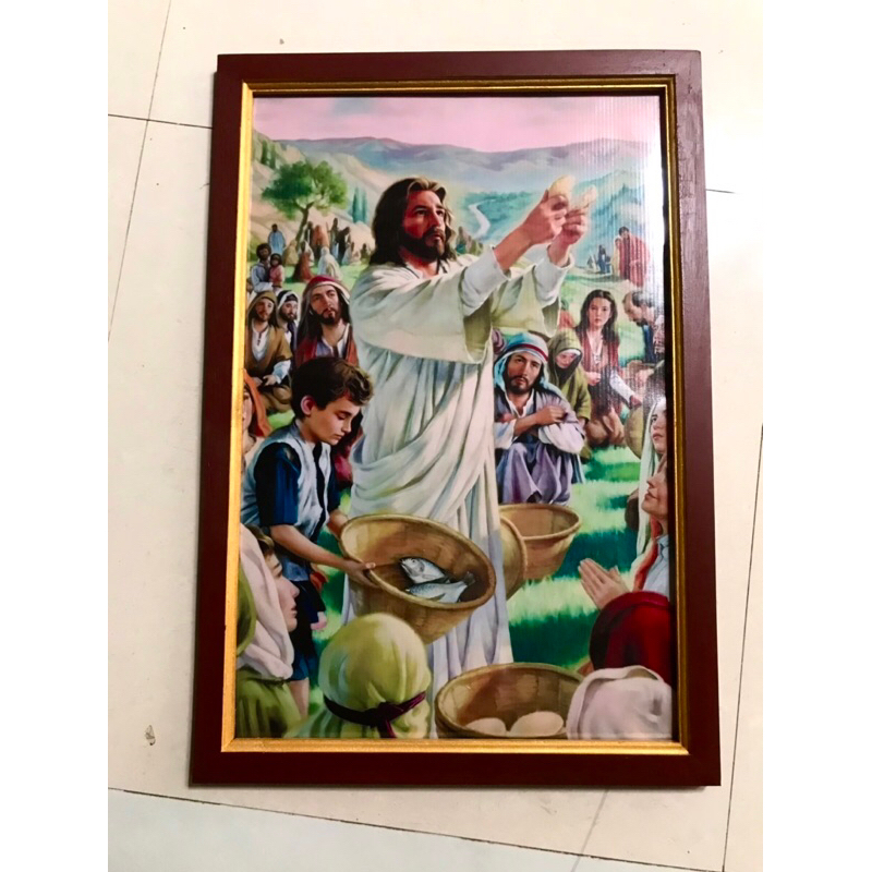 Jual hiasan dinding gambar Yesus membagikan roti Dan ikan 5000 orang ...