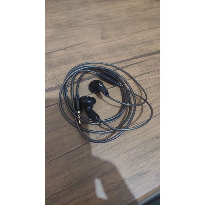 Jual earbud kgis p1 dan foam | Shopee Indonesia