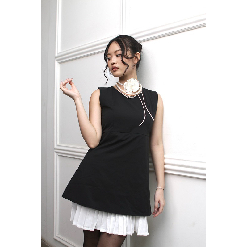 Jual Mini Dress Hitam Elegan — untuk kondangan, date night & daily look ...