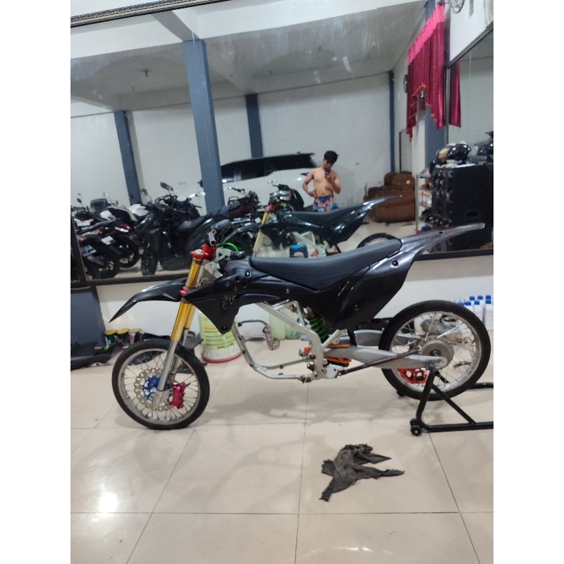 Jual rangka original klx 150 body set klx gordon arm ktm bekas ...