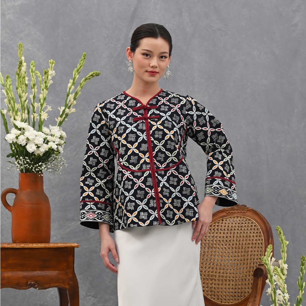 Jual NONA RARA - Fogia Long Wonogiren T4021, Baju kerja blouse batik wanita modern | Shopee ...