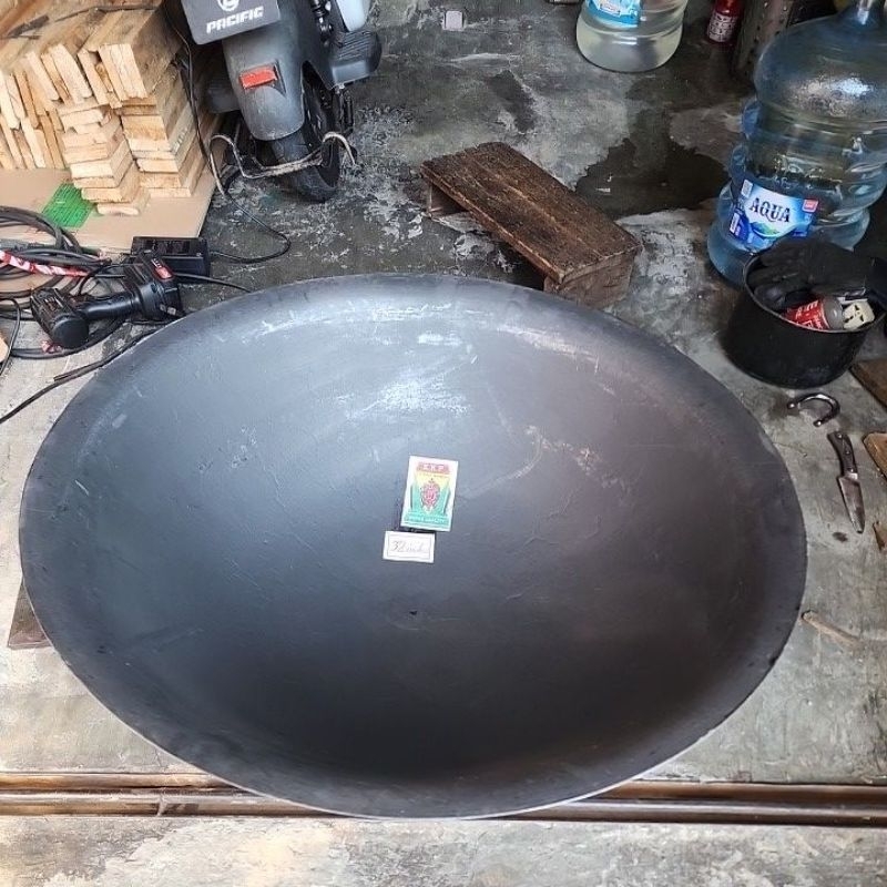 Jual kuali cor besi uk 32 80cm wajan cor besi kwali cor kenceng cor ...
