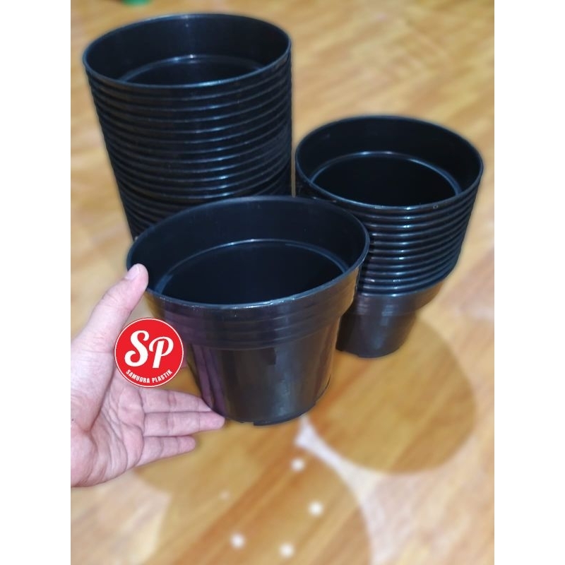 Jual POT BUNGA HITAM / POT HITAM MURAH BERAGAI UKURAN | Shopee Indonesia