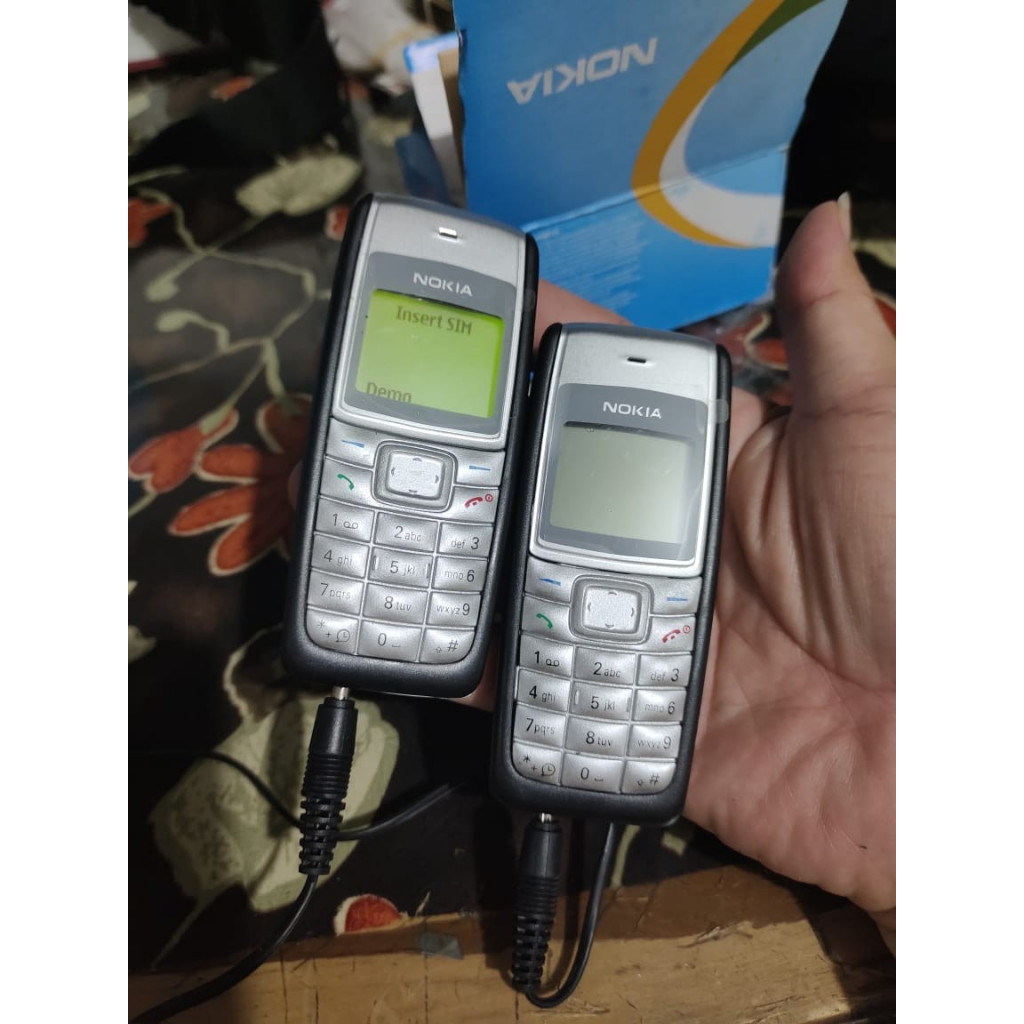 Jual HP nokia jadul tipe nokia 1110.. seken bergaransi charger baru ...