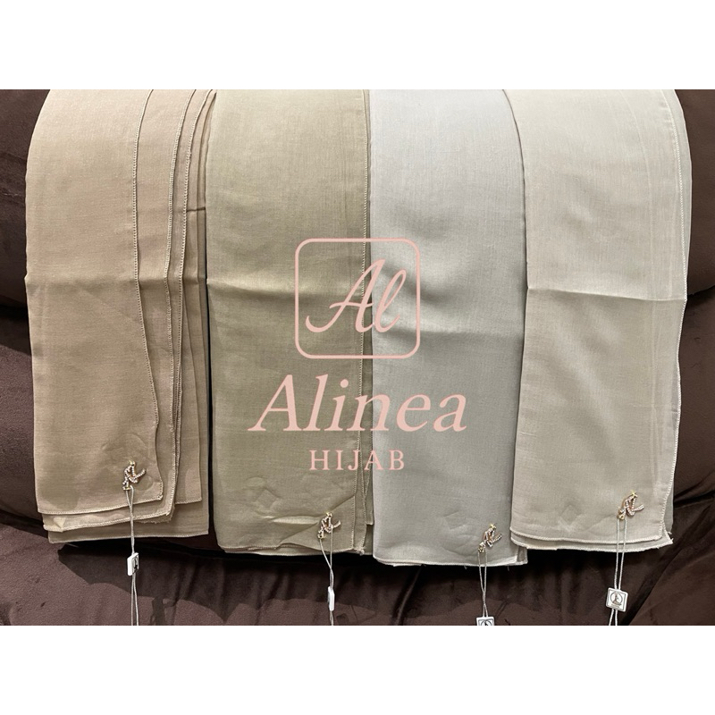 Jual (Alinea) Azara Paris Luxury Hijab Segiempat Azara Paris Jadul Seri ...