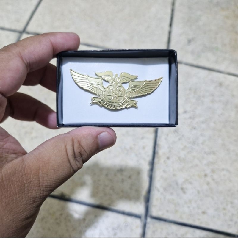 Jual brevet wing huet kuningan plat | Shopee Indonesia