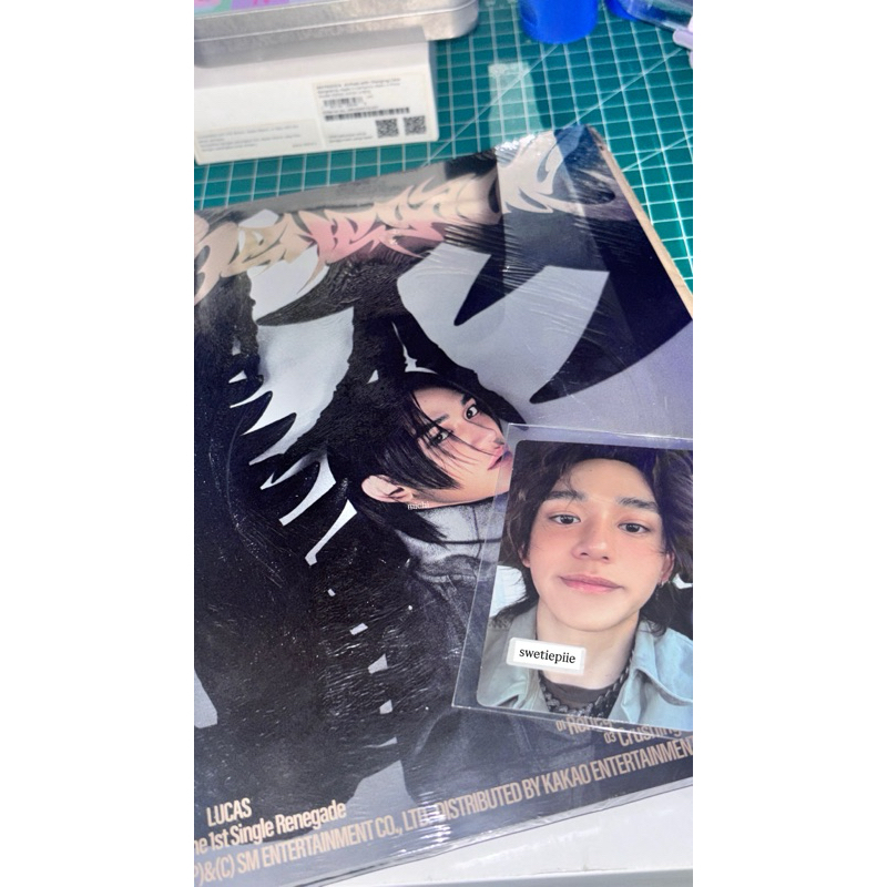 Jual ALBUM DAN PHOTOCARD OFFICIAL LUCAS 1st SINGLE (RENEGEDE) SEALED ...