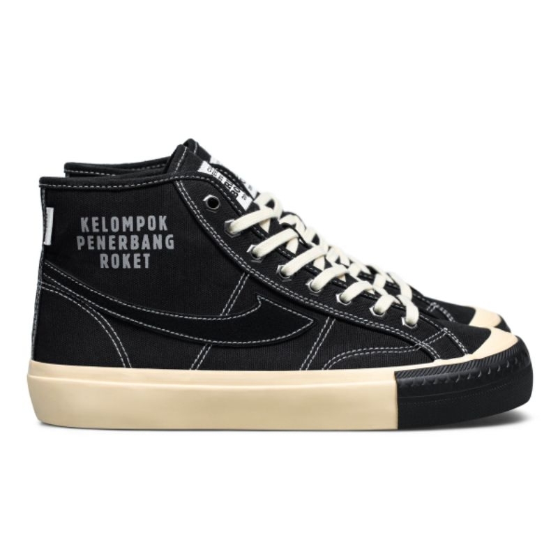 Jual Sepatu Compass Gazelle KPR Kelompok Penerbang Roket Original ...