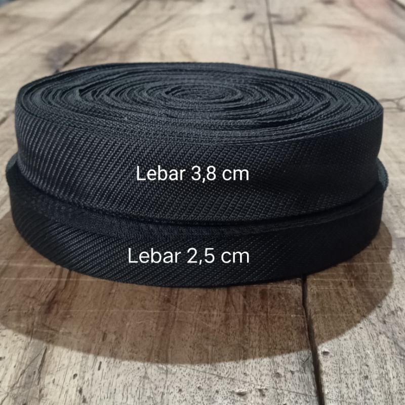 Jual Tali Webbing LS B Halus Tipis Hitam per 1 rol | Shopee Indonesia