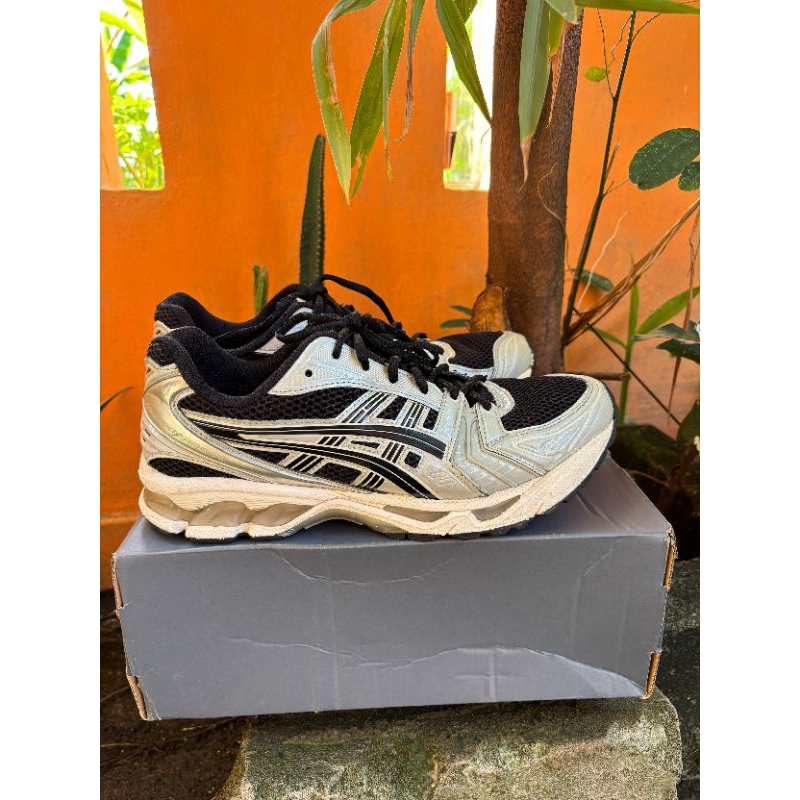 Jual asics dan new balance gel sepatu | Shopee Indonesia