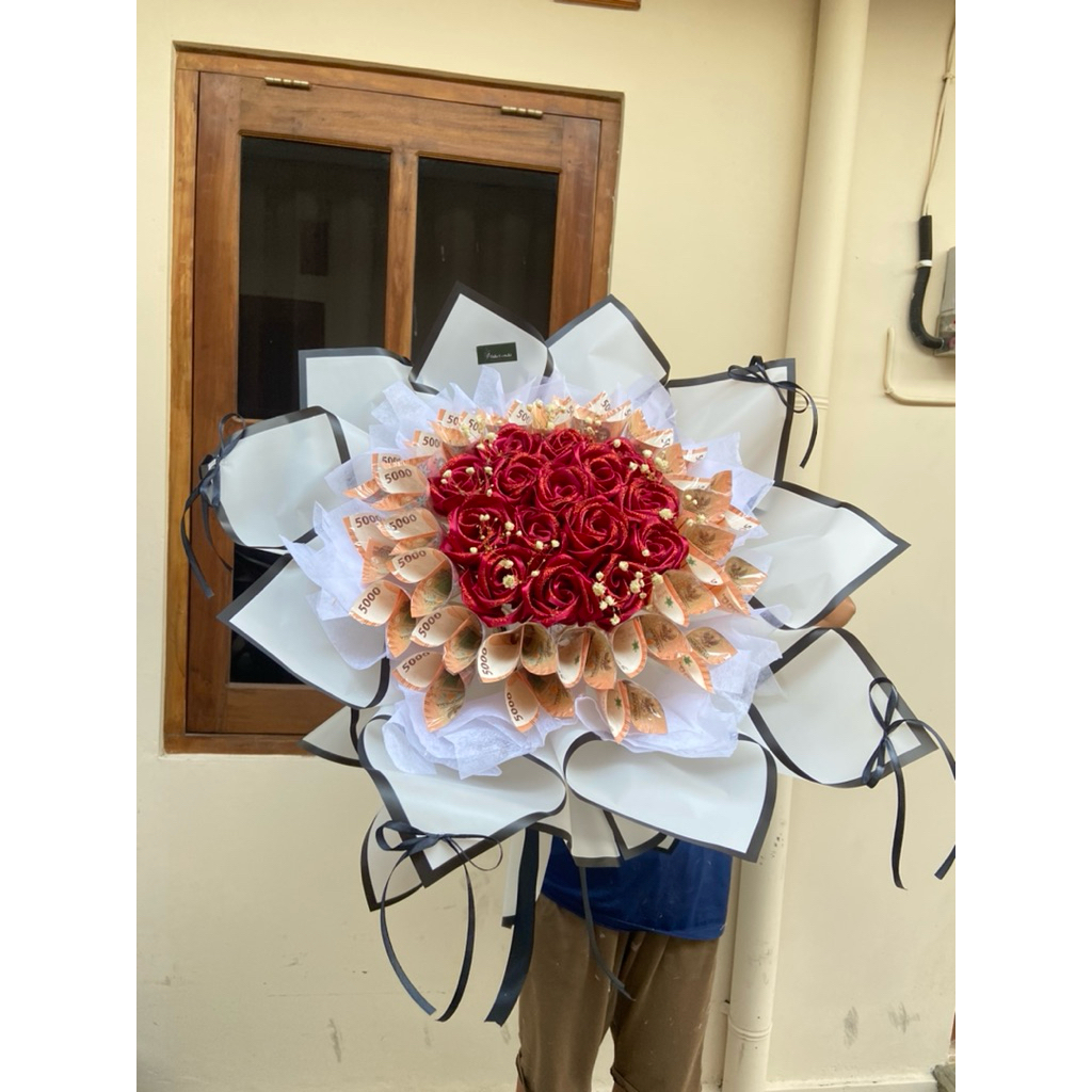 Jual buket bunga uang/buket uang/buket uang wisuda/buket uang ulang ...
