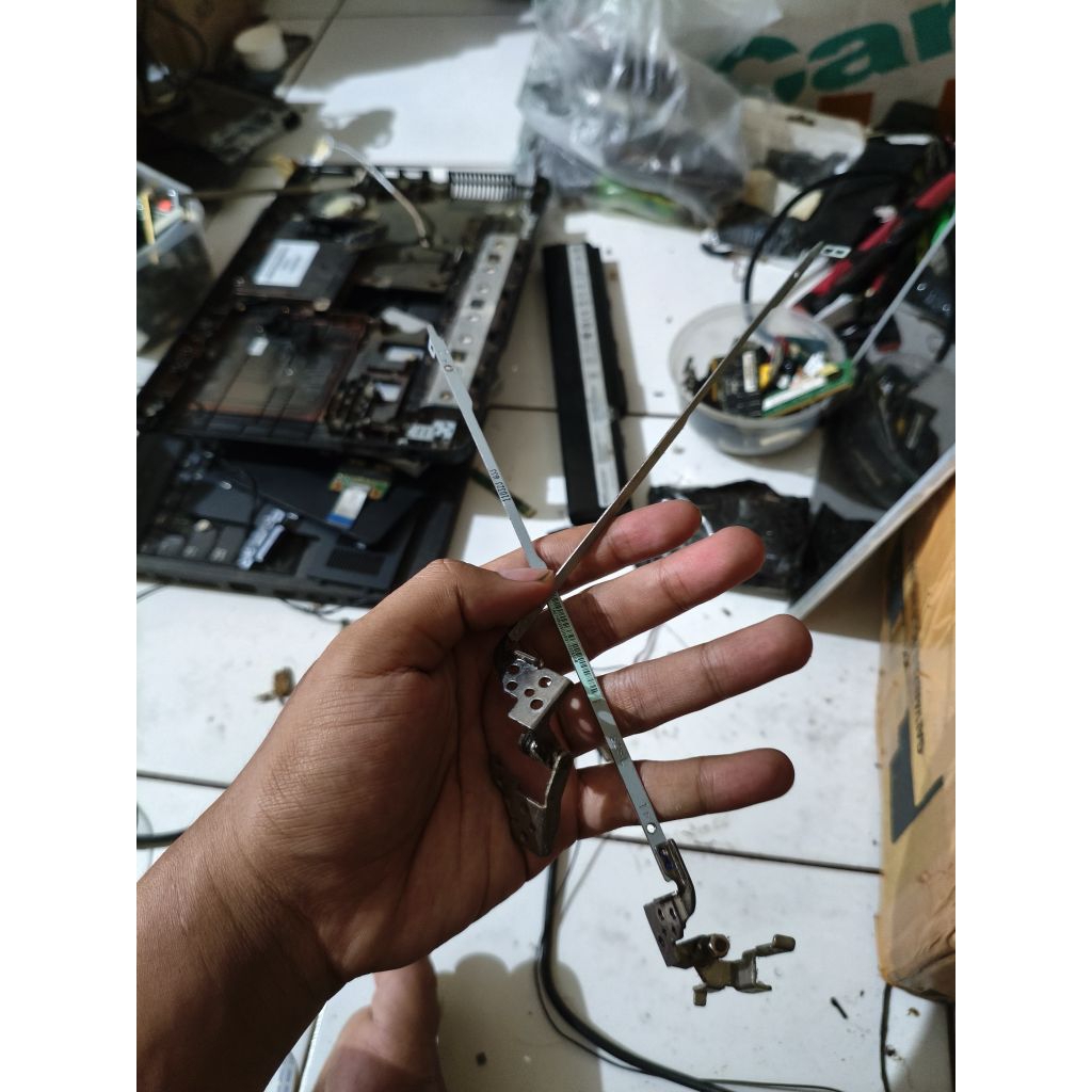 Jual engsel laptop hp Compaq 435 ori | Shopee Indonesia