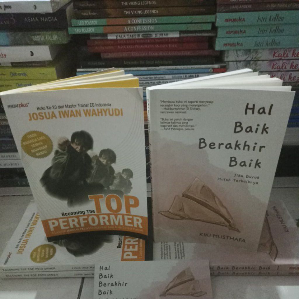Jual BUKU MOTIVASI PENGEMBANGAN DIRI BACAAN INSPIRASI / 1 PAKET 2 BUKU / PERFORMER & HAL BAIKK ...