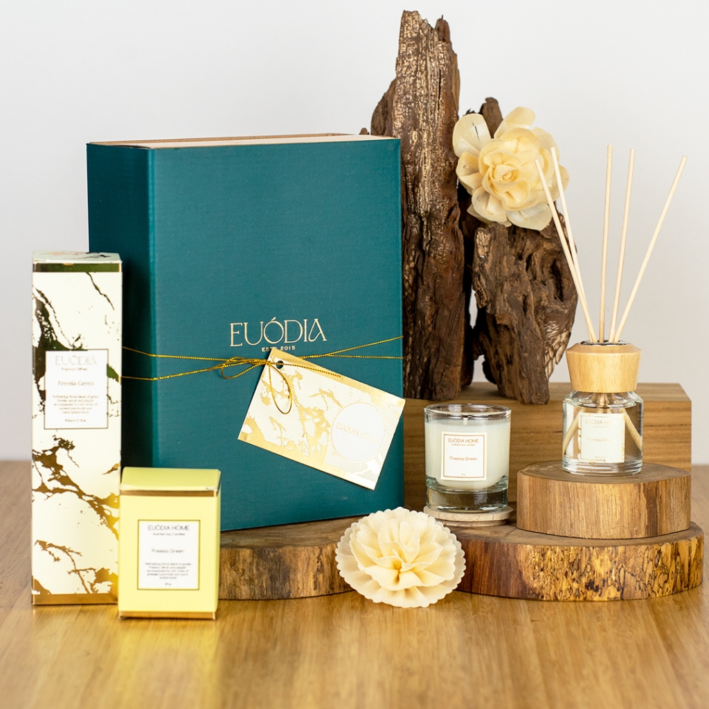 Jual Hampers Euodia Home Diffuser 50ml & Candle 60gr - Hampers ...