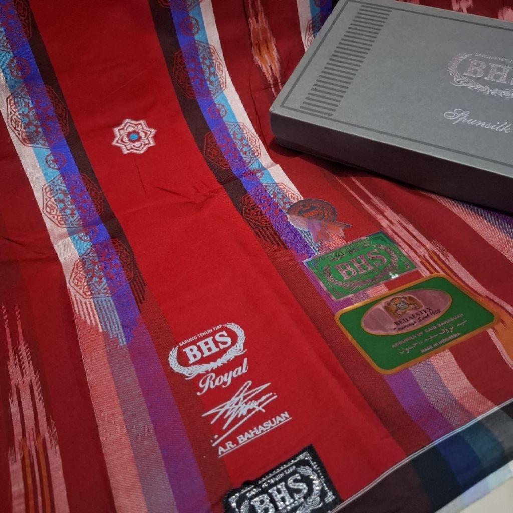 Jual Sarung BHS Royal JSI Silver Lawas Sutra Spunsilk Cap dan Logo FS ...