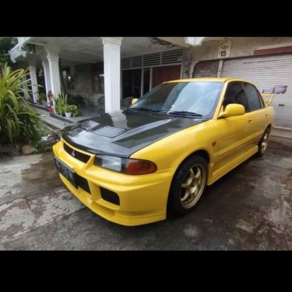 Jual bodykit Evo 3 body kit GRADE A full set tanpa bumper depan ...