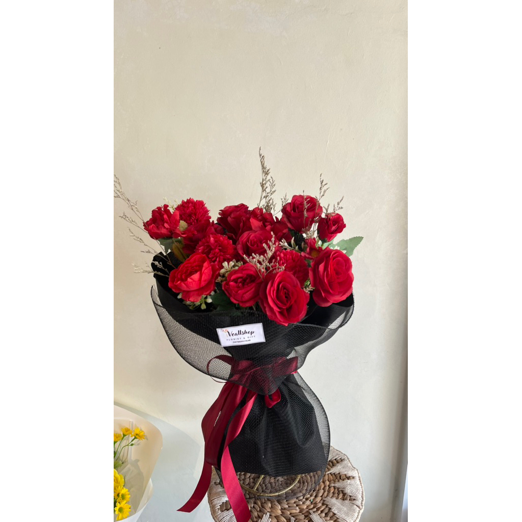 Jual Buket bunga mawar merah buket ulang tahun buket bunga plastik | Shopee Indonesia